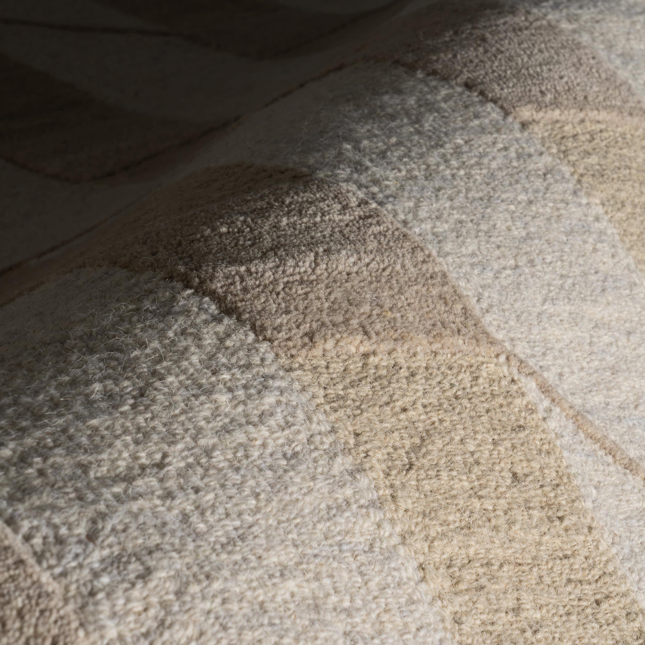 Inette Modern Geometric Wool Rug | Beige – Rugs USA